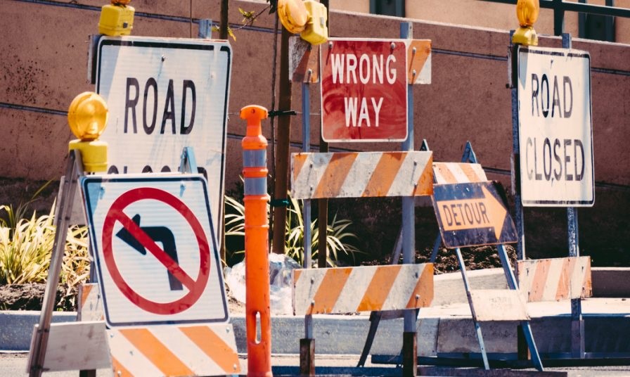 REFLECTIVE MATERIALS IN TRAFFIC SIGNAGE | USS