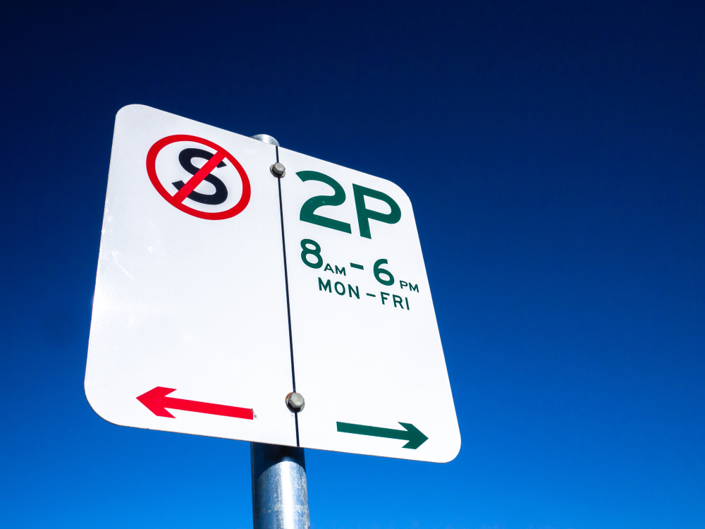 WAYFINDING - DIRECTIONAL SIGNAGE FOR DRIVERS AND PEDESTRIANS | USS