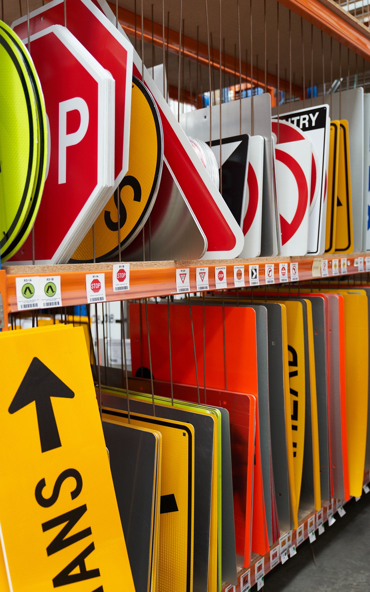 WHY DIFFERENT COLOURS ARE IMPORTANT IN SAFETY SIGNS | Uniform Safety Signs